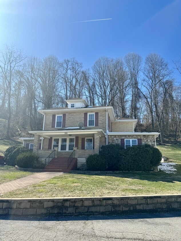 133 Ellison Rd, Charleston, WV 25314 - House Rental in Charleston, WV ...