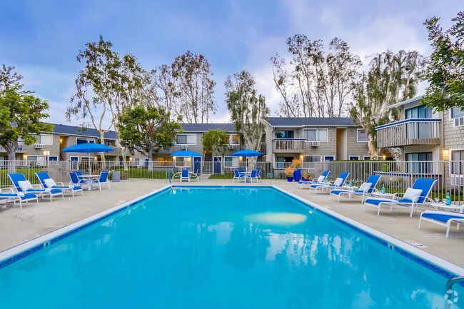 Mesa del Mar Student Apartments for Rent - Costa Mesa, CA - Updated ...