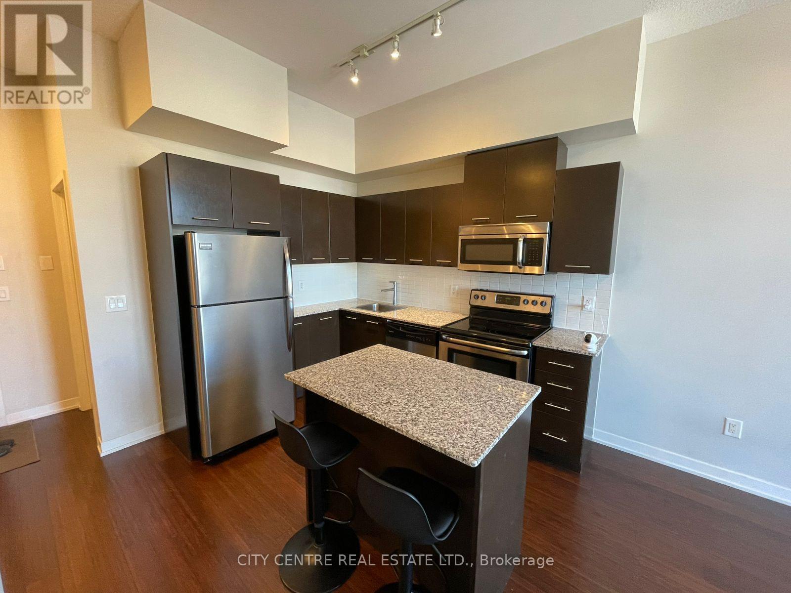 365 Prince Of Wales Dr Unité 401, Mississauga, ON L5B 0G6 - Appartement ...