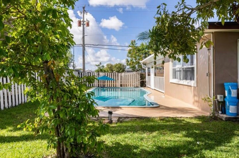 2540 Nw 85th Ave, Sunrise, FL 33322 - House Rental in Sunrise, FL ...