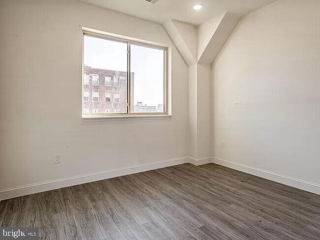 439 N 13th St Unit 4E, Philadelphia, PA 19123 - Room for Rent in ...