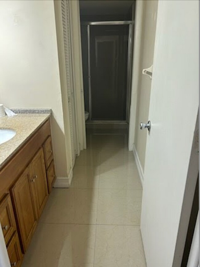 323 SE 24th Ave Unit 323 SE 24th Ave C, Cape Coral, FL 33990 - 323 SE ...