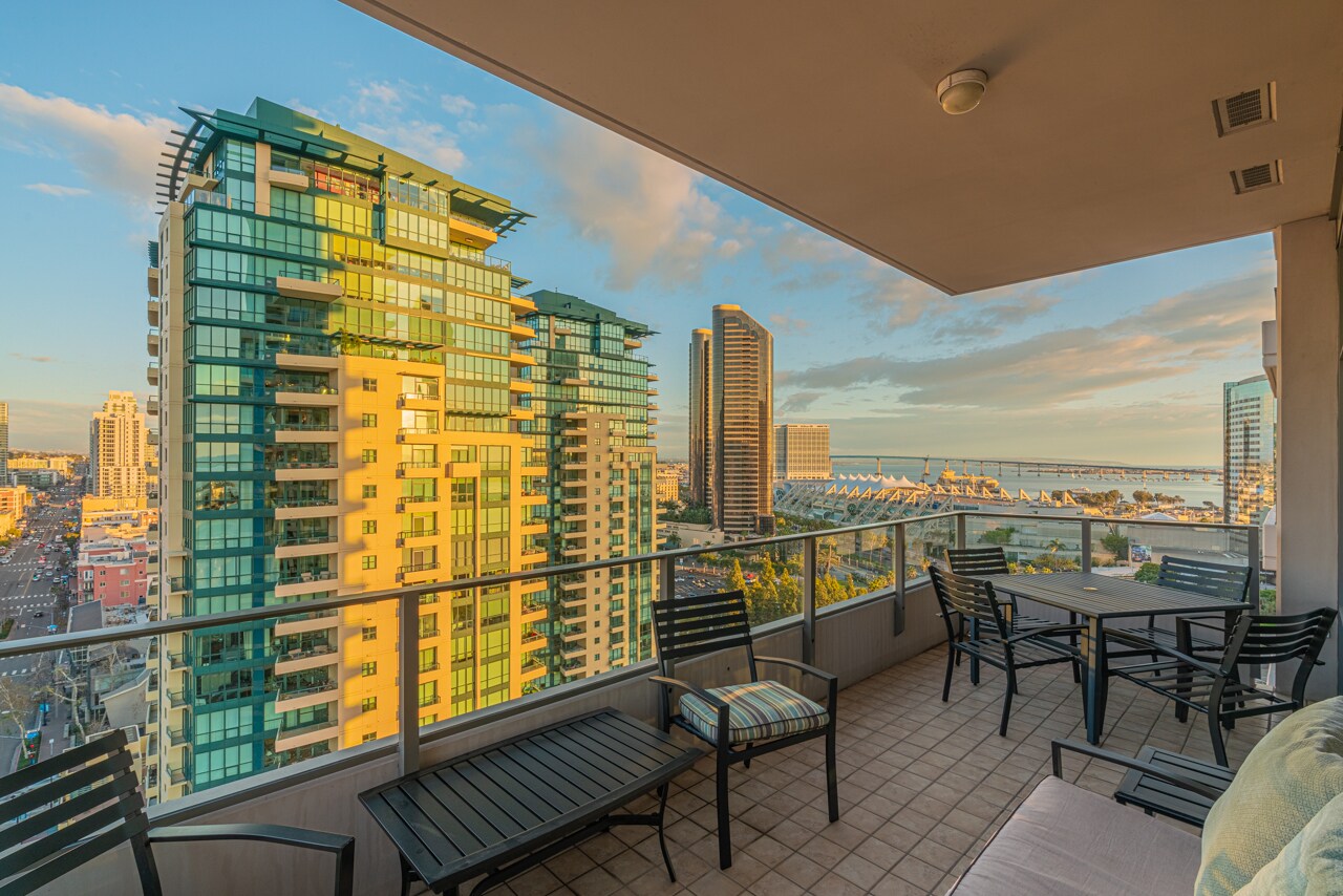 550 Front St Unit 1404, San Diego, CA 92101 - Condo for Rent in San ...