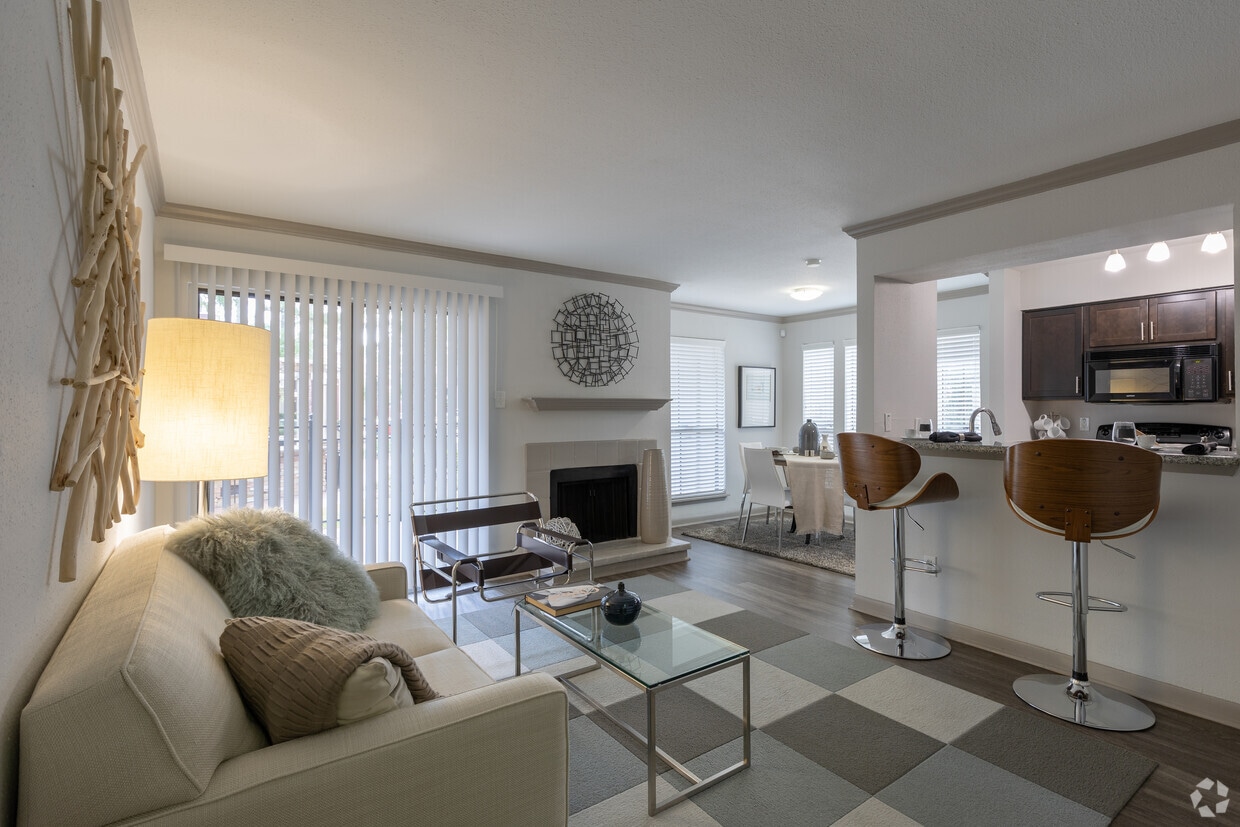 Trailpoint at the Woodlands Apartments - 2301 S Millbend Dr The ...