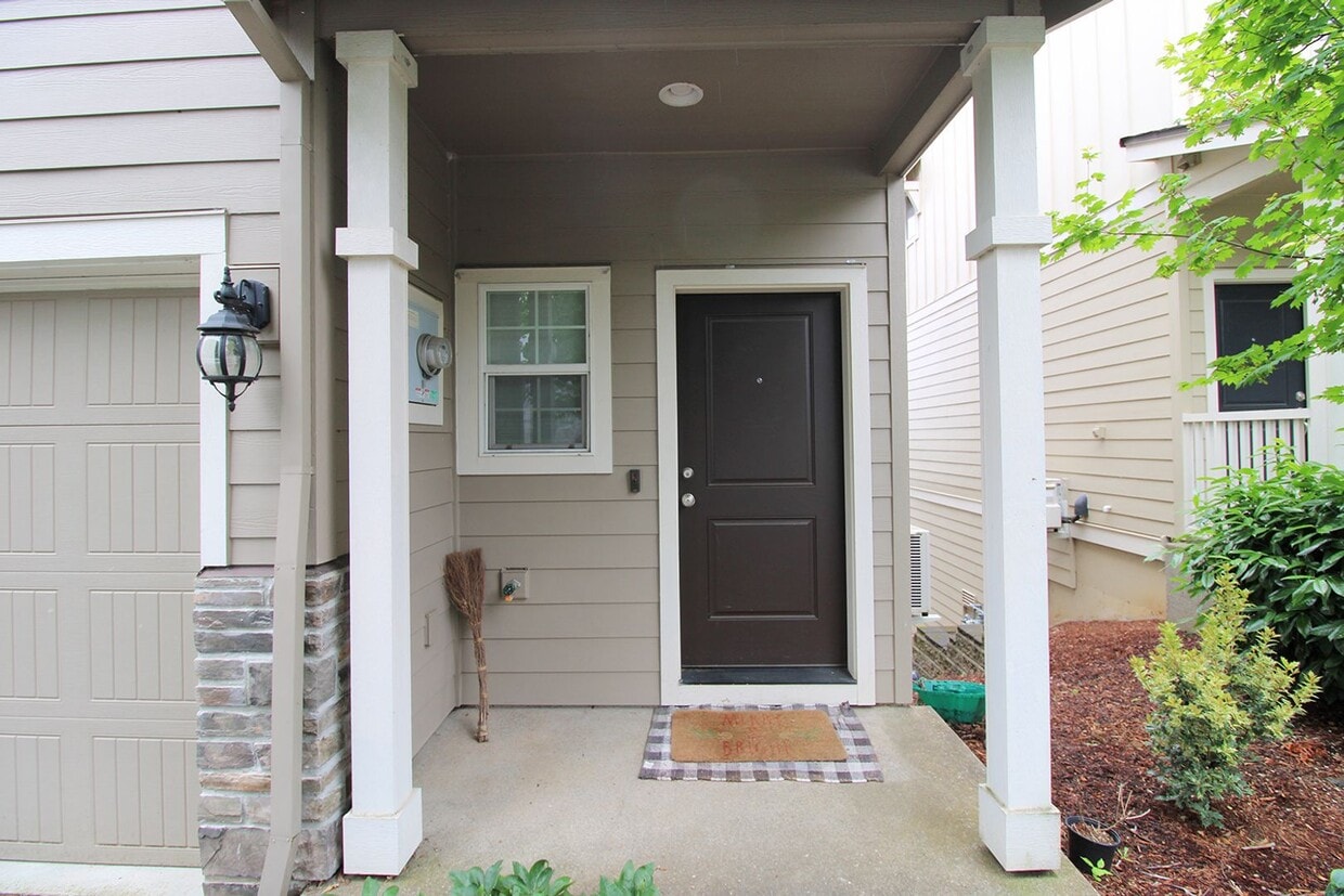 15586 Se Vivian Way, Happy Valley, OR 97015 | Apartments.com