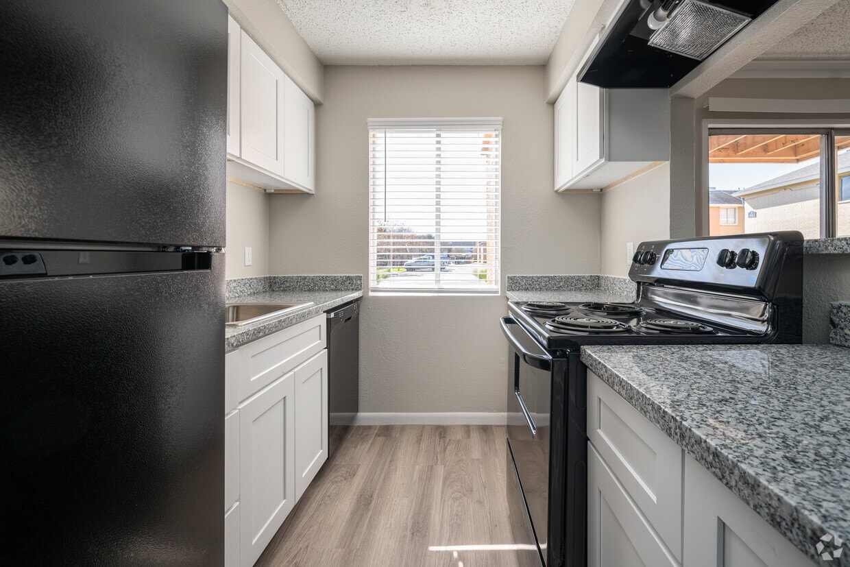 Arbor Gate Phase I - 9801 Meadowglen Ln Houston, TX 77042 | Apartments.com
