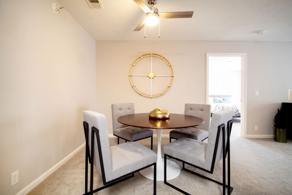 Torello on Maple - 13915 Manderson Plz Omaha, NE 68164 | Apartments.com