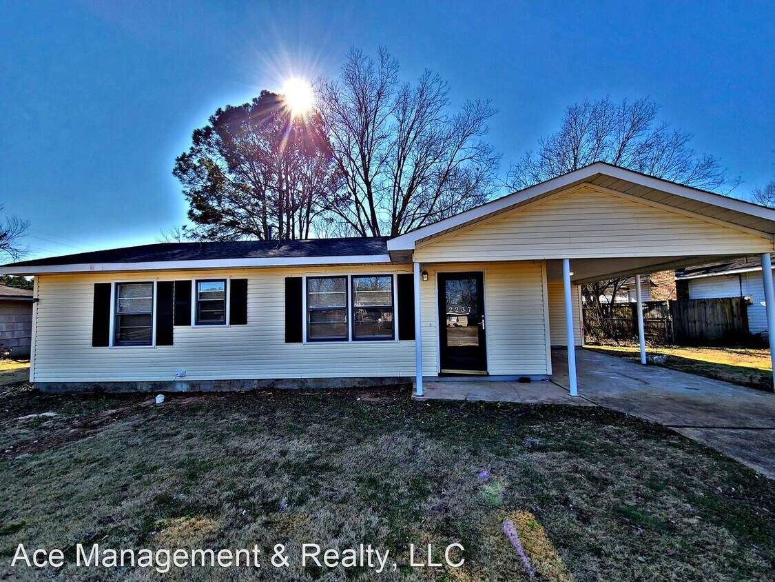 2237 11th St SE, Decatur, AL 35601 - House Rental in Decatur, AL ...