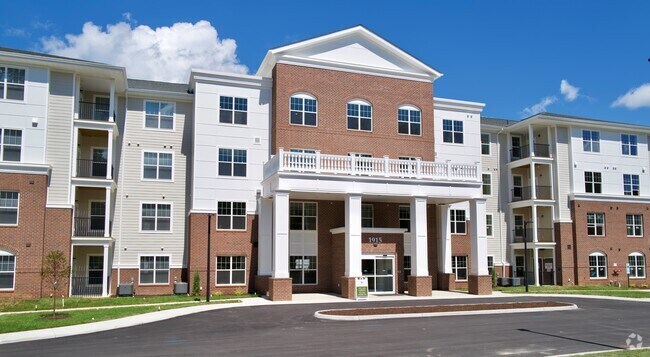 Hampton Roads Senior Living Apartments for Rent - Hampton, VA - 3 ...