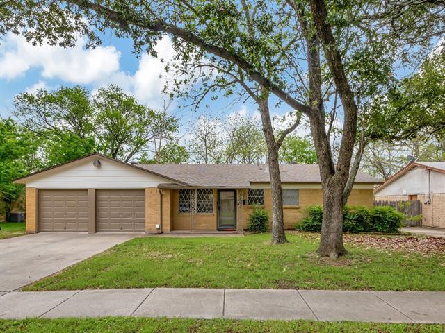 908 Russell Ln, Bedford, TX 76022 - House Rental in Bedford, TX ...