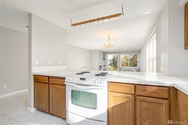 15666 NE 70th Ct, Redmond, WA 98052 - Townhome Rentals in Redmond WA ...