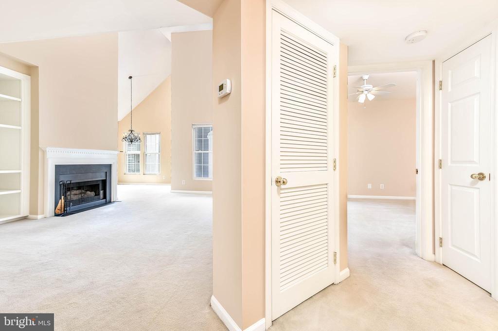 46588 Drysdale Terrace Unit 302, Sterling, VA 20165 - Room for Rent in ...