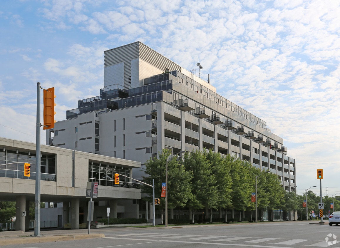 1040 The Queensway, Toronto, ON M8Z 0A7 Apartments - 1040 The Queensway ...