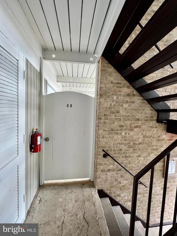 7561 Spring Lake Dr Unit C-2, Bethesda, MD 20817 - Room for Rent in ...