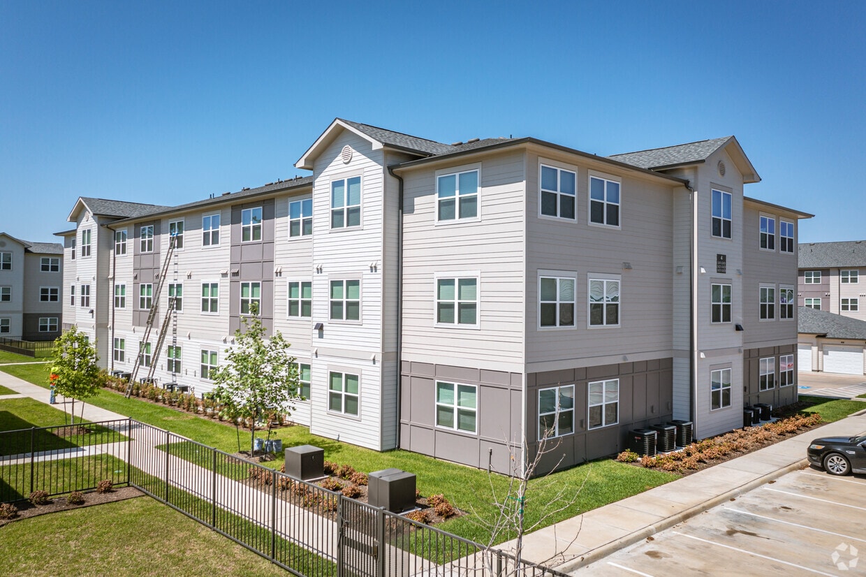4910 Spring Cypress Rd Spring Tx 77379