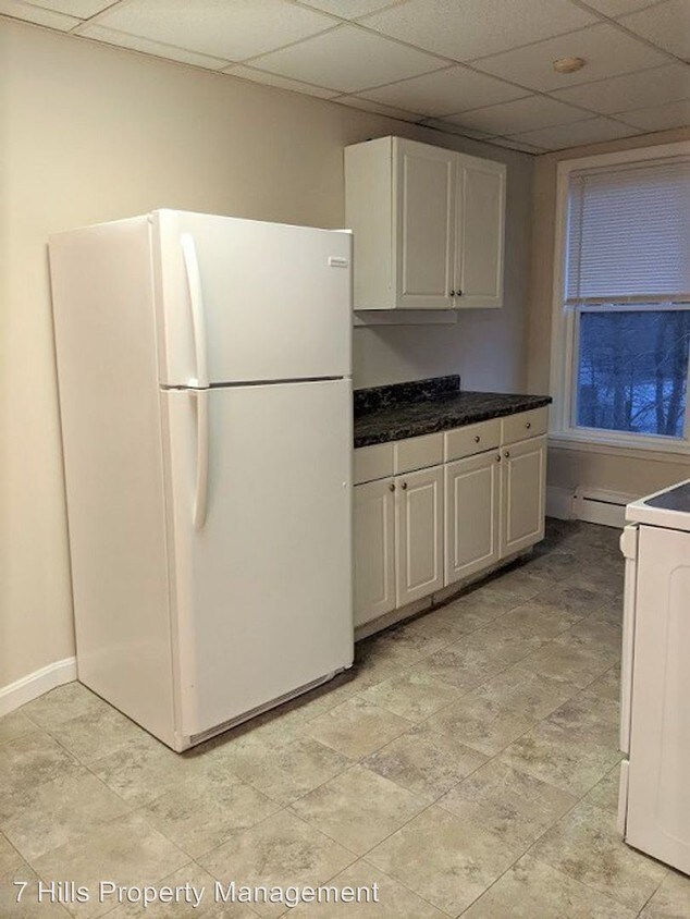 43 White Ct, Clinton, MA 01510 - Room for Rent in Clinton, MA ...