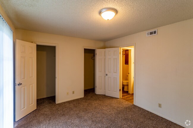 Lexington Commons Apartments - Bartlesville, OK | Apartments.com