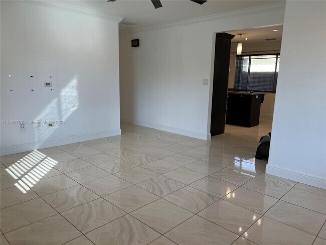 3395 SW 28th St, Miami, FL 33133 - House Rental in Miami, FL ...