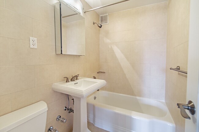 41 Park Apartments - New York, NY | Apartments.com
