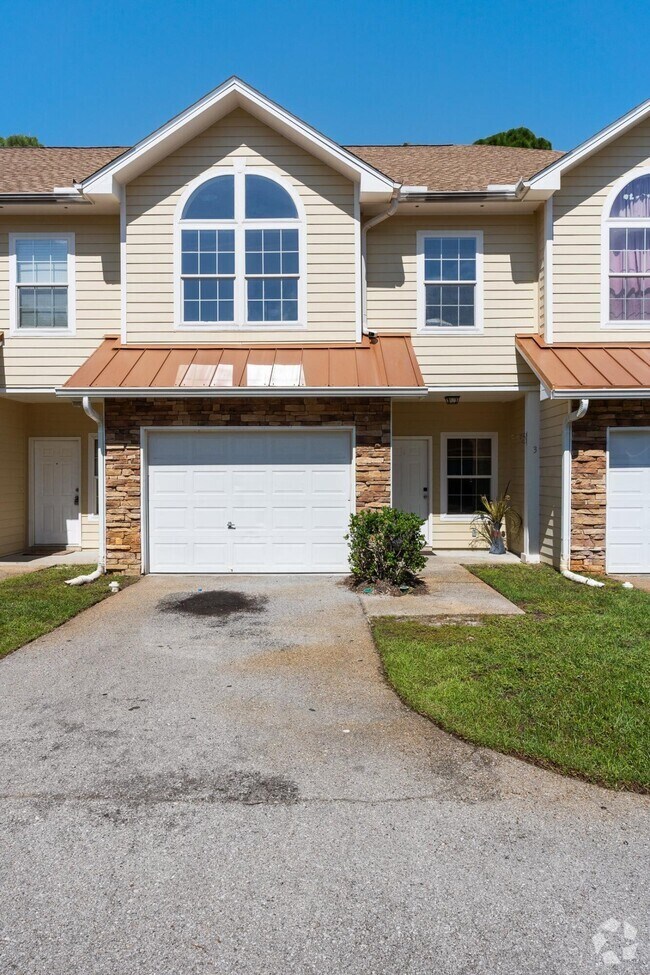 Pelican Bay Apartments for Rent with a Garage - Santa Rosa Beach, FL ...