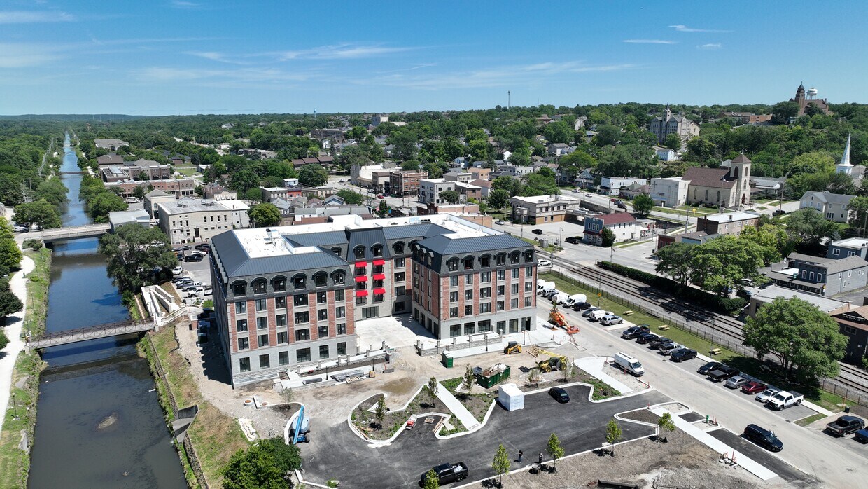 Marbella of Lemont - Apartments in Lemont, IL | Apartments.com