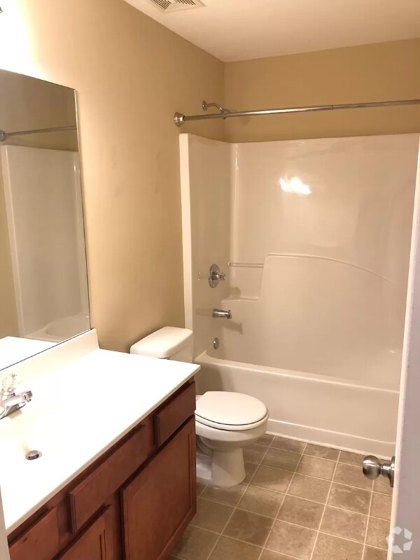 Stonehaven Pointe Apartments for Rent with a Garage - Cumming, GA - 4 ...