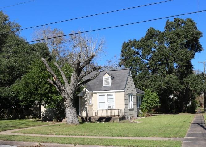 304 Dewees St, Columbus, TX 78934 - House Rental in Columbus, TX ...