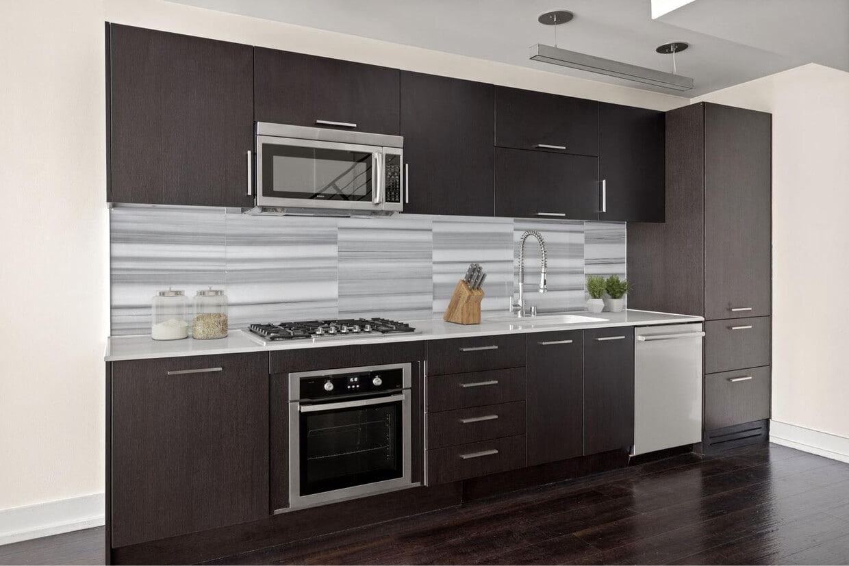 Roosevelt Lofts - 727 W 7th St Los Angeles, CA 90017 | Apartments.com