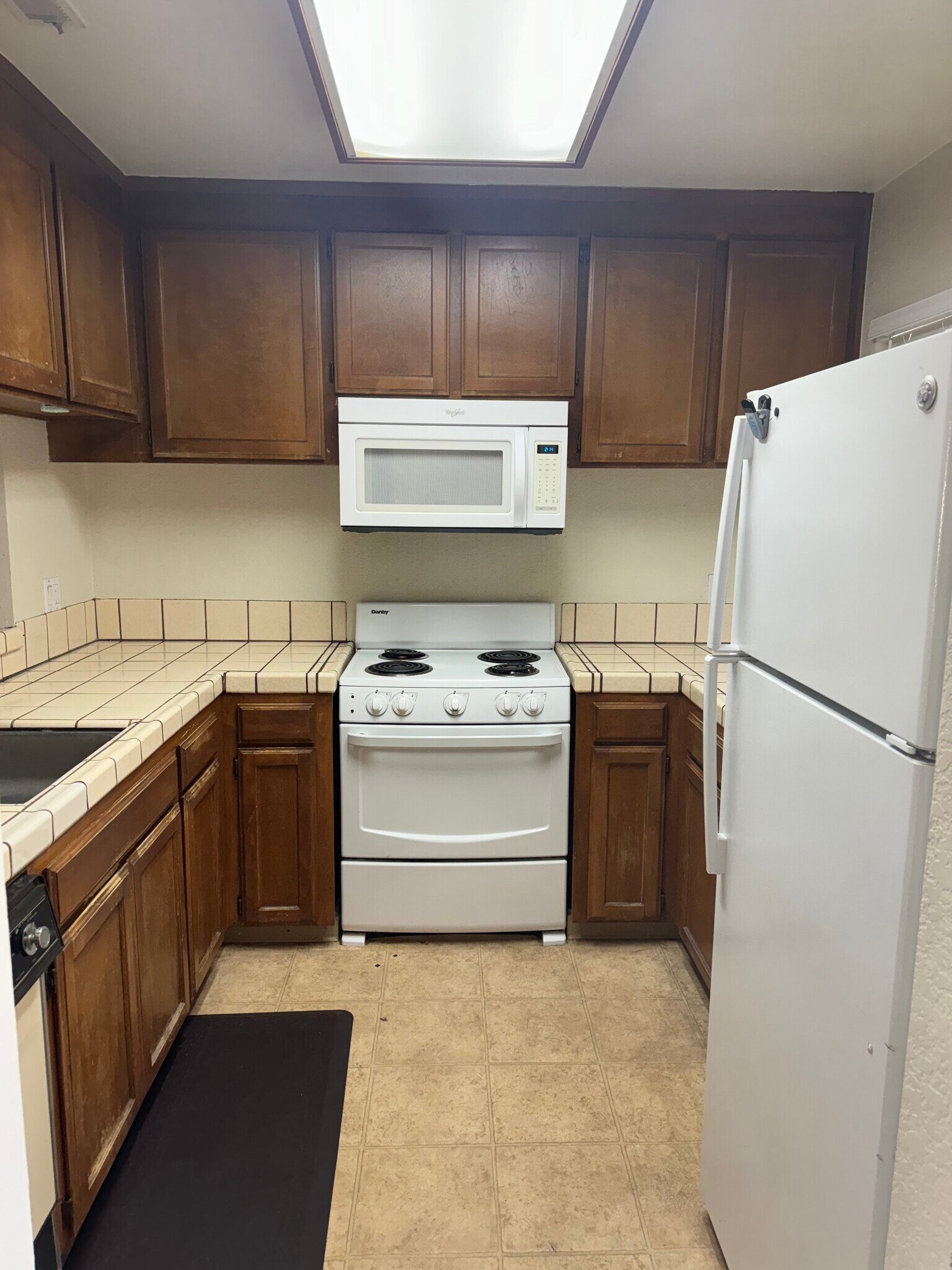 4885 N Backer Ave Unit Maplewood Condo, Fresno, CA 93726 - Condo for ...