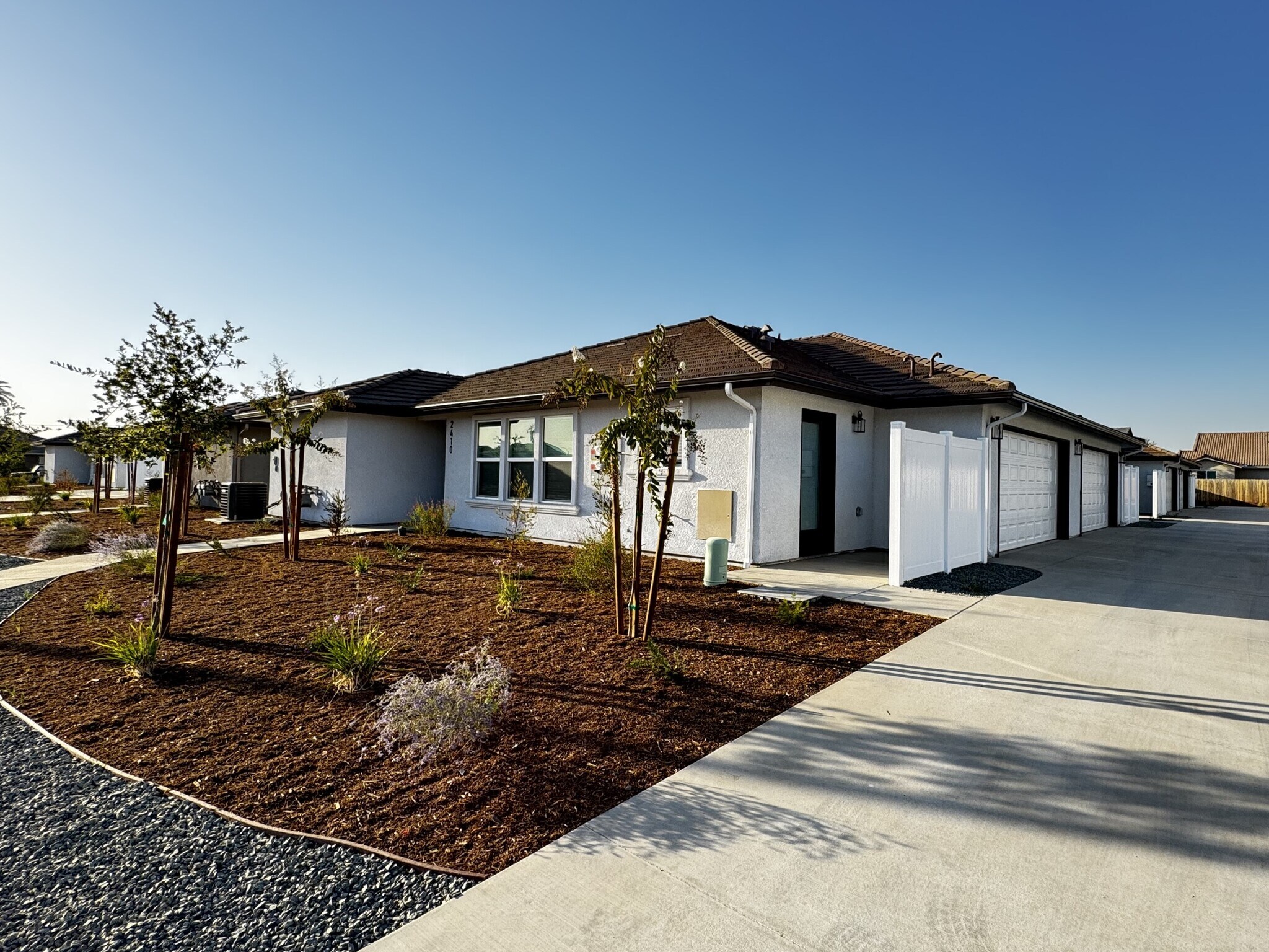 2426 Oakmont Cir, Tulare, CA 93274 - 2426 Oakmont Cir Tulare, CA 93274 ...