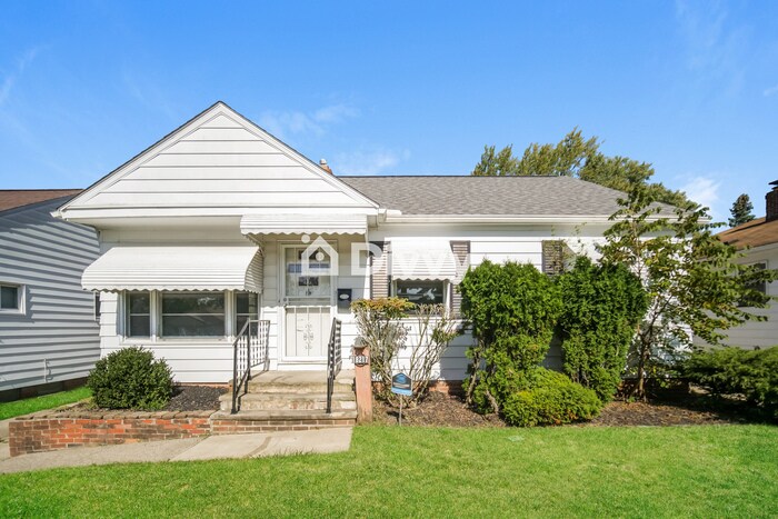 18217 Hazelwood Ave, Maple Heights, OH 44137 - House Rental in Maple ...