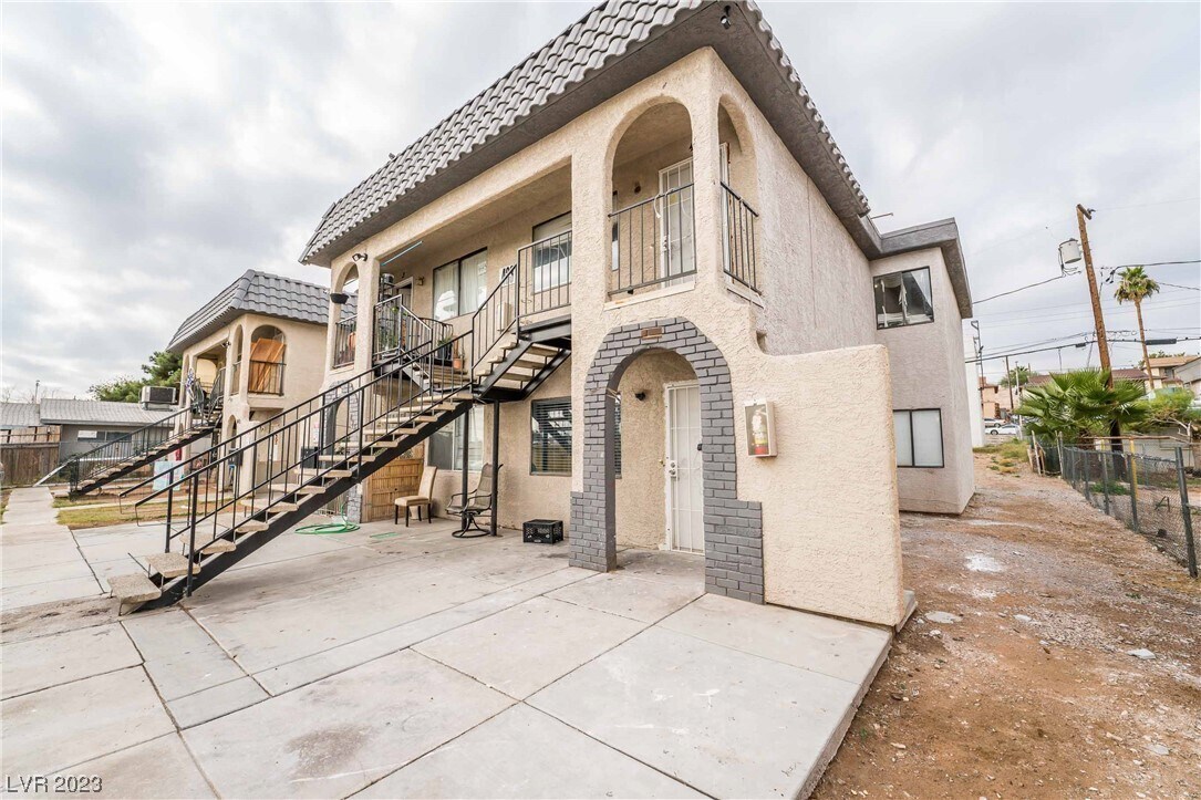 423 N 15th St Unit 4, Las Vegas, NV 89101 - Condo for Rent in Las Vegas ...