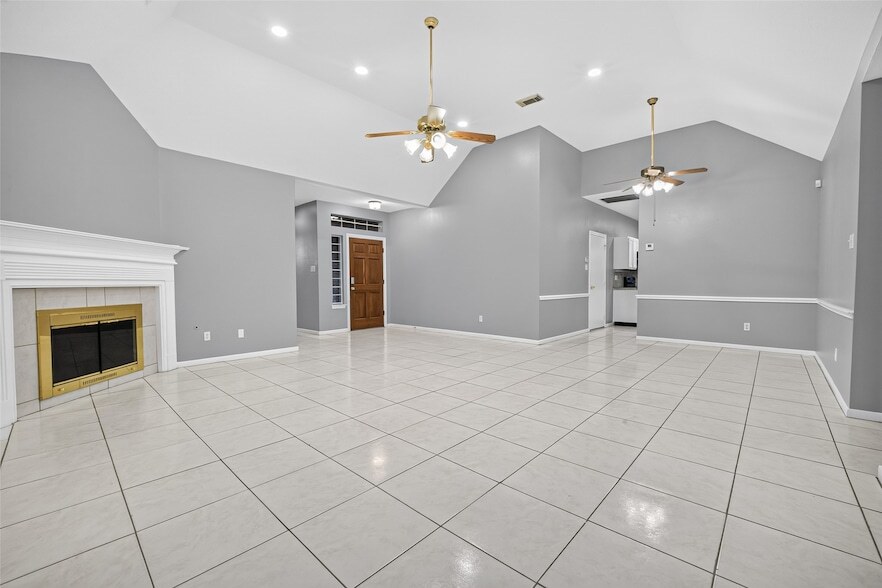13607 Sable Ln, Houston, TX 77014 | Apartments.com