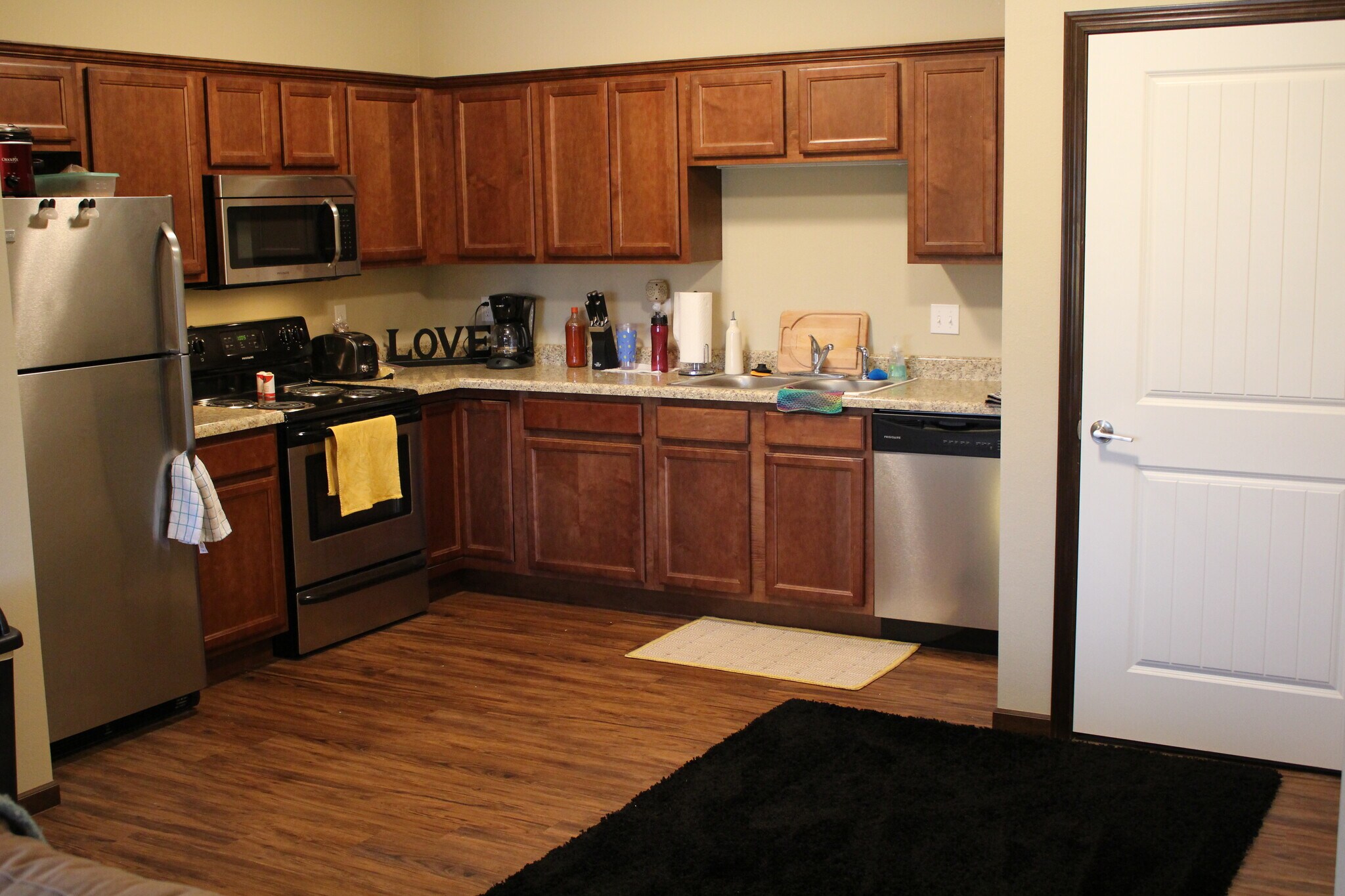 3714 Ravenwood Cir Unit 4, Waterloo, IA 50702 - Condo for Rent in ...