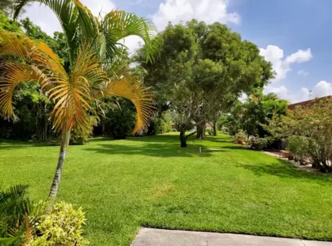 1910 Palmland Dr Unit 2, Boynton Beach, FL 33436 - Condo for Rent in ...