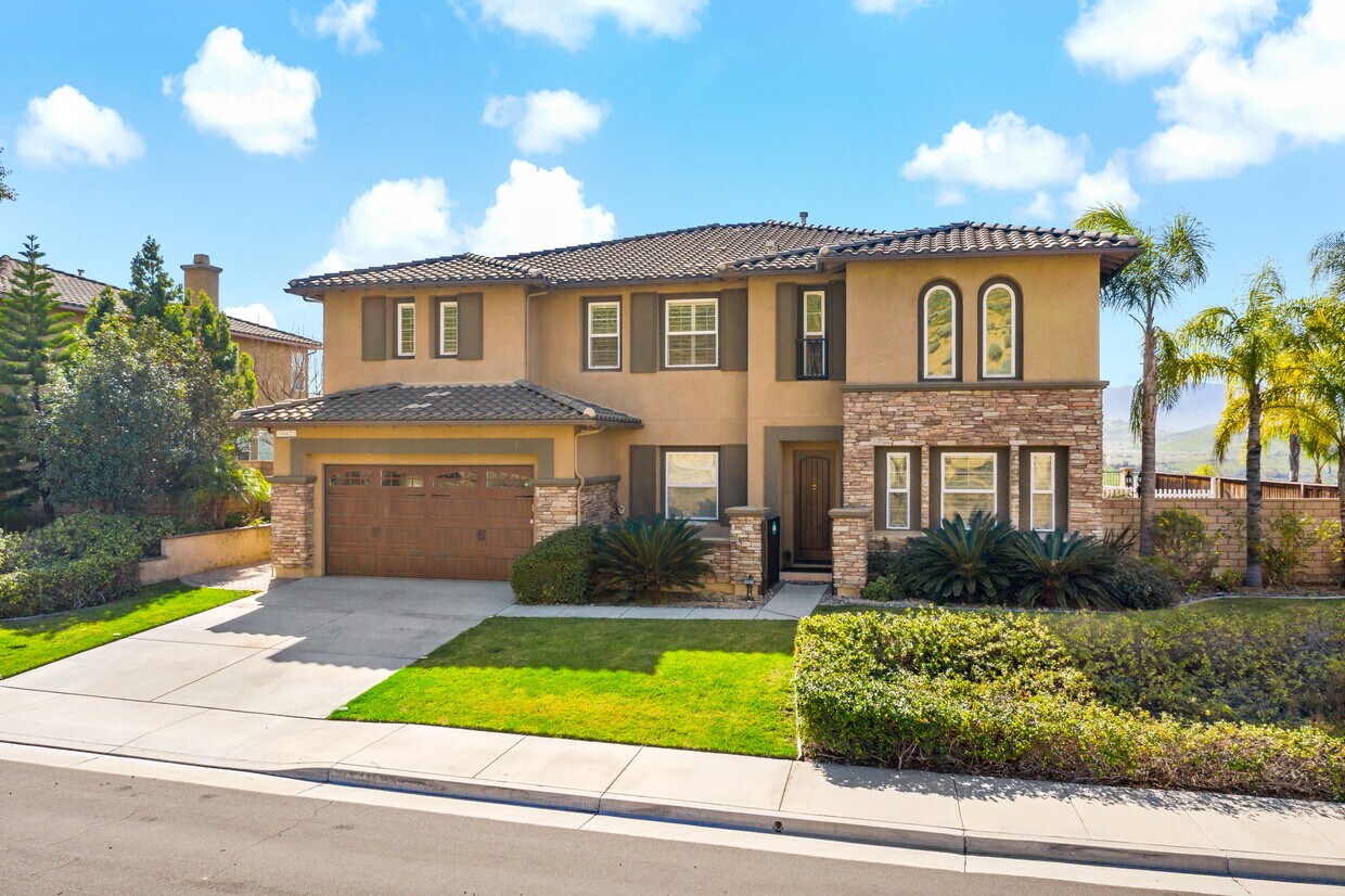 16423 Village Meadow Dr, Riverside, CA 92503 - House Rental in ...