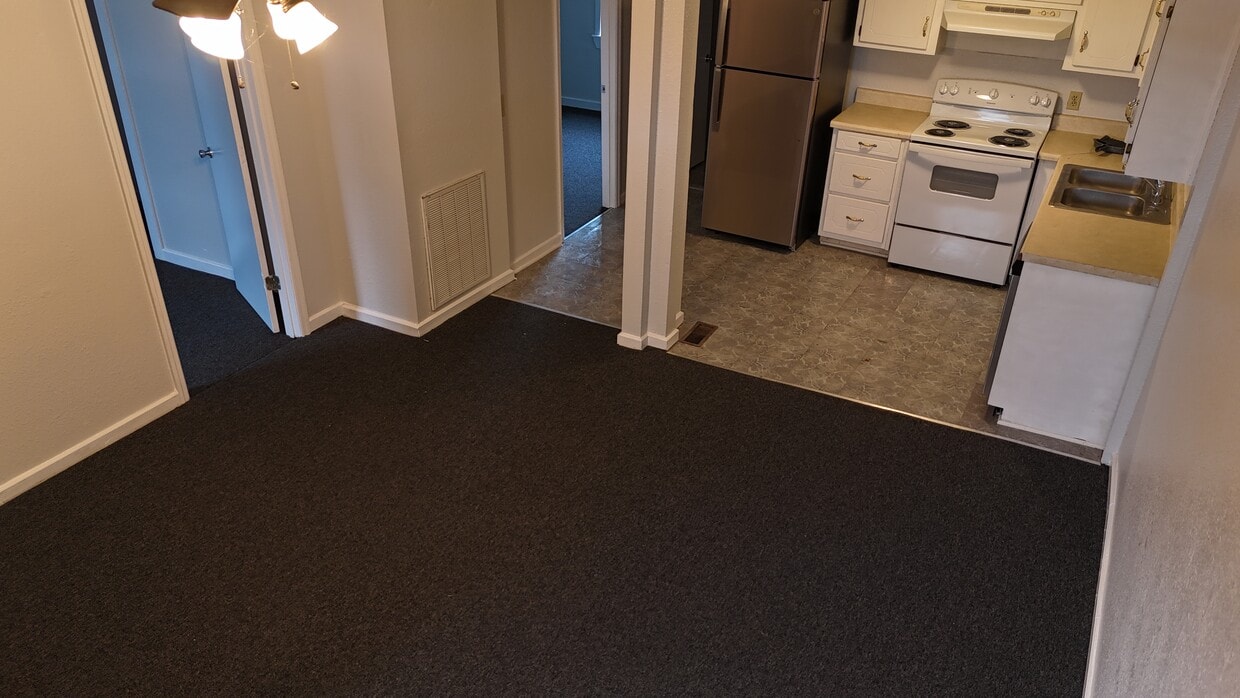 528 Gadsden Rd NW Unit 01, Jacksonville, AL 36265 - 528 Gadsden Rd NW Jacksonville, AL 36265 ...