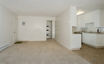 Summit Park Village Rentals - San Diego, CA | Apartments.com