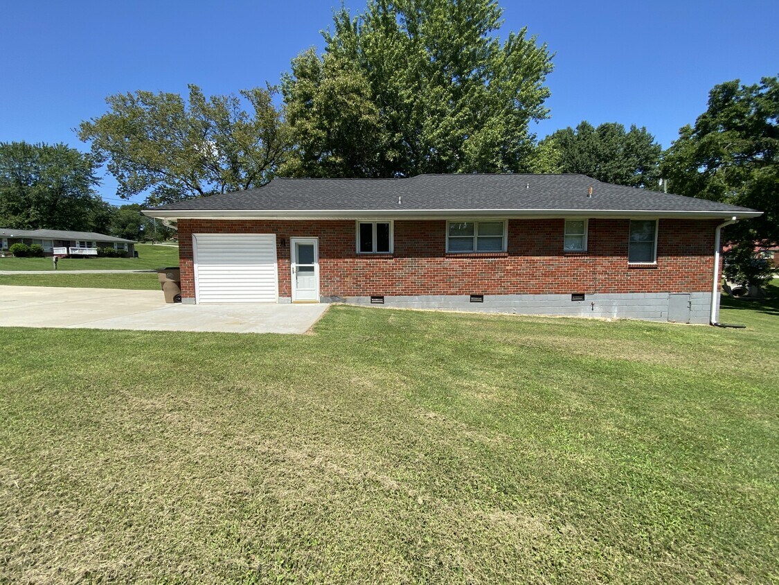 901 Shauna Dr, Nashville, TN 37214 - House Rental in Nashville, TN ...