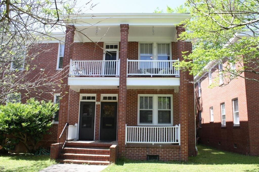 981 Ashley Ave Unit B, Charleston, SC 29403 - Room for Rent in ...