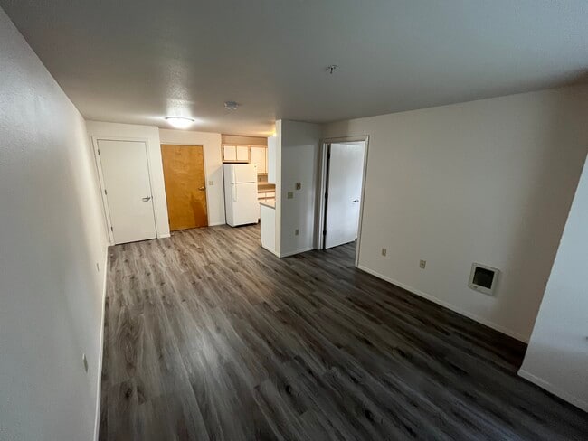 Rose City Center Apartments - 55 and Over - Apartments in Portland, OR ...