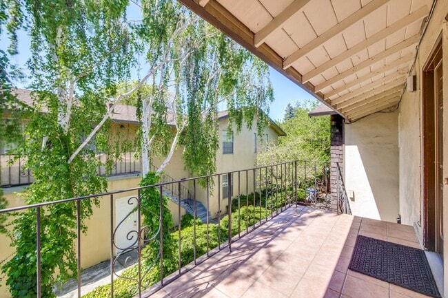 676 Reseda Dr Unit 3-676 Reseda, Sunnyvale, CA 94087 - Room for Rent in ...