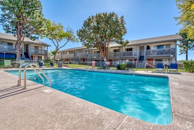 Candlelight Park Gated Apartments for Rent - Albuquerque, NM - 12 ...