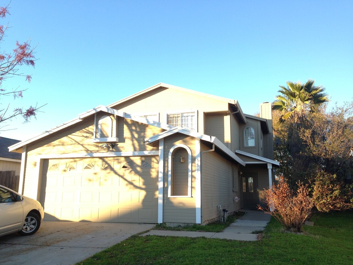 6411 Stacy Ave, Sacramento, CA 95823 - House Rental in Sacramento, CA ...