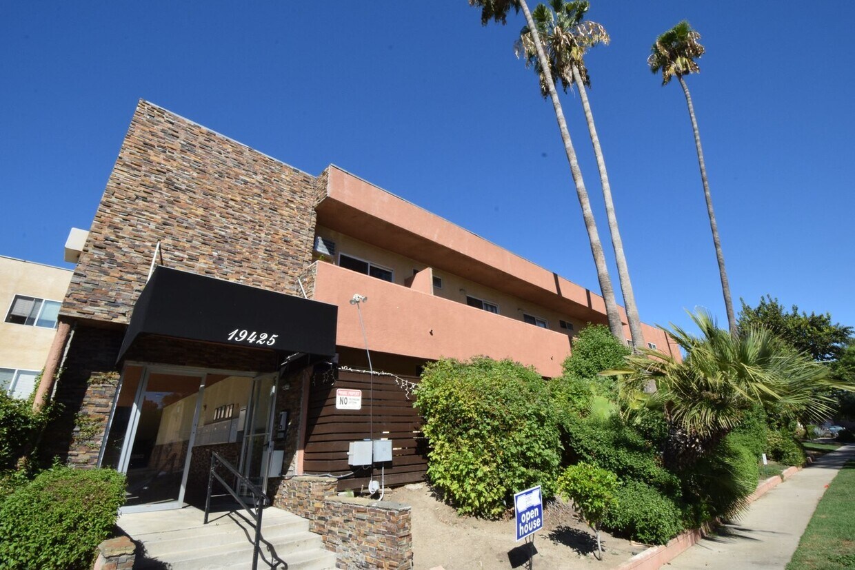 19425 Haynes St Unit 01, Los Angeles, CA 91335 | Apartments.com