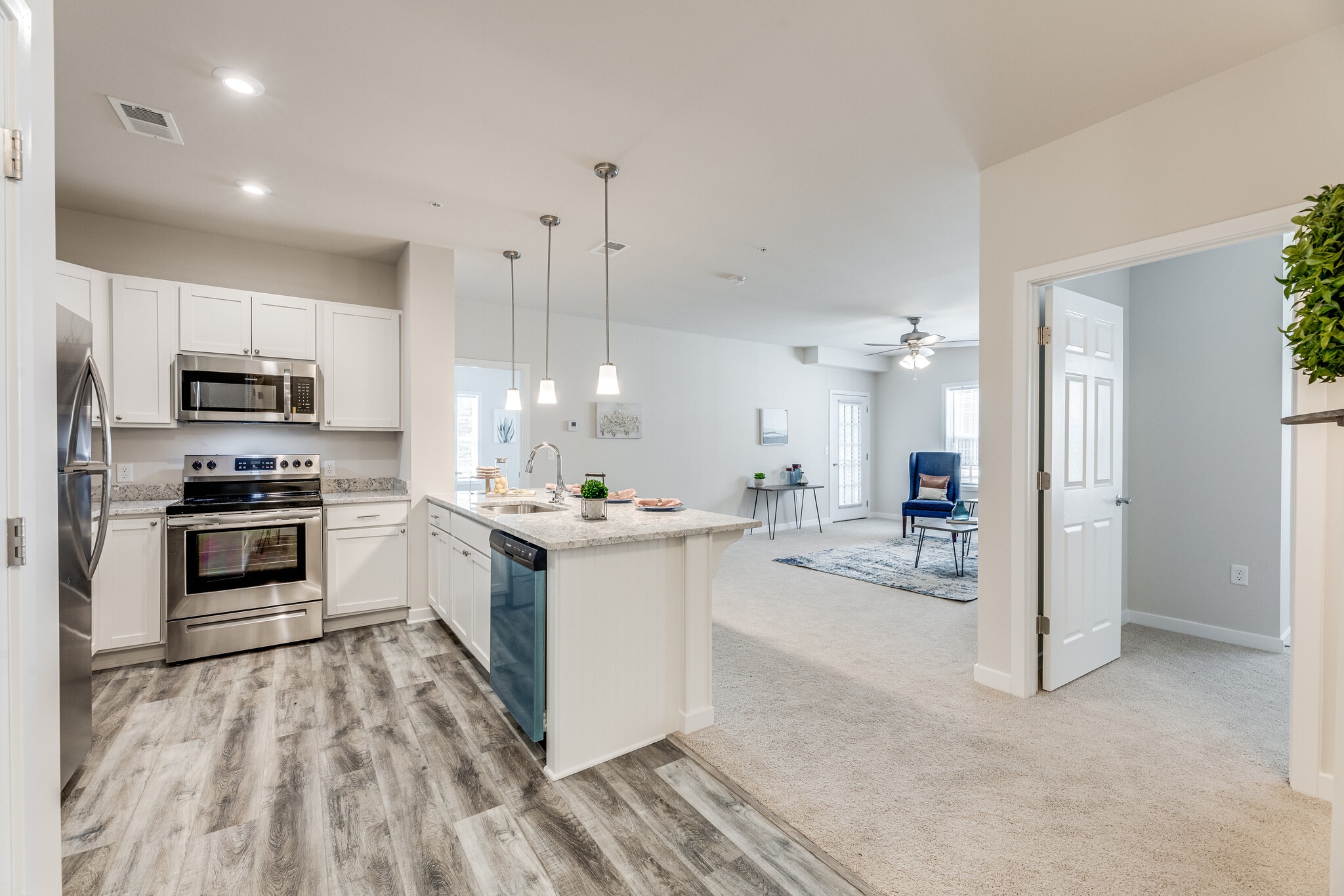 Merchants Square Residences - 9010 Old Battlefield Blvd Spotsylvania ...