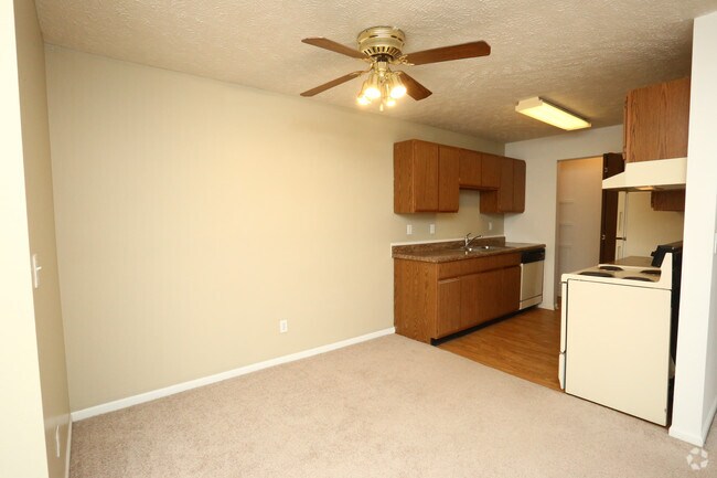 Homestead Apartments - 426 W Lake Lansing Rd East Lansing, MI ...