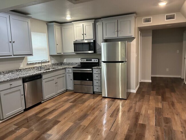 Apartments for Rent with a Dog Park in Gober TX