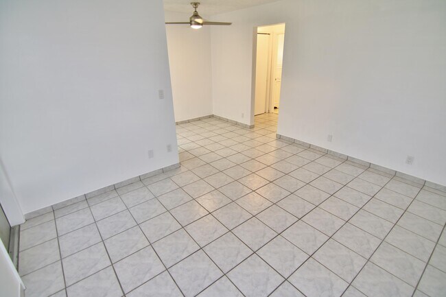202 Ocean Breeze Unit 3, Lake Worth Beach, FL 33460 - Condo for Rent in ...