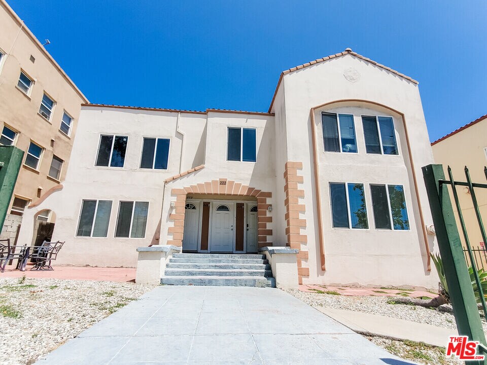 222 S Catalina St Unit 1/2, Los Angeles, CA 90004 - Condo for Rent in ...